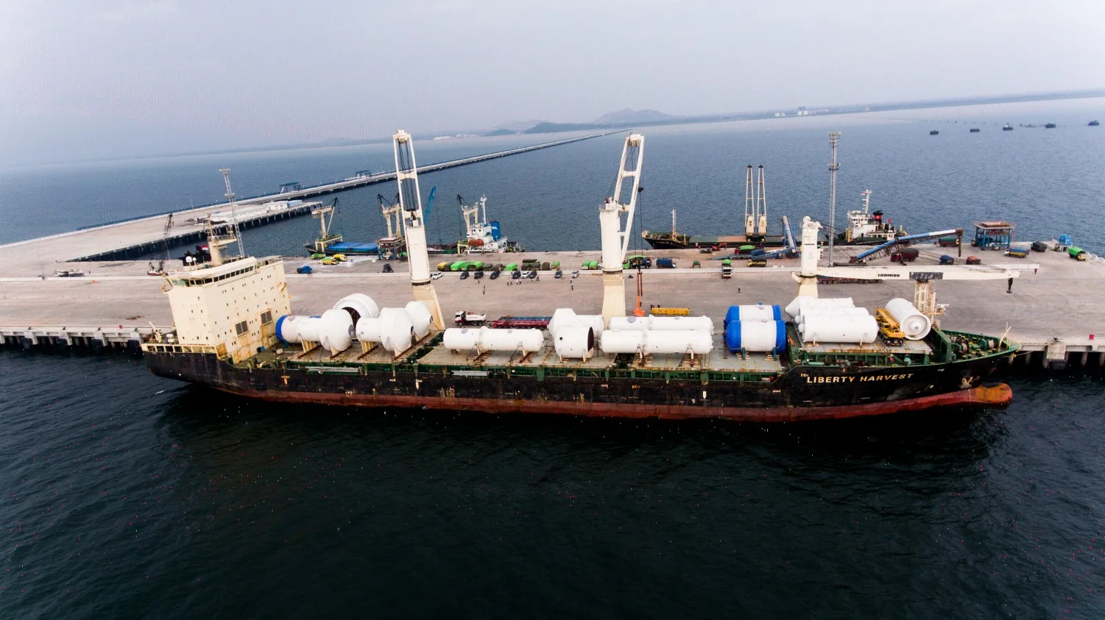Terminal Kijing Dorong Hilirisasi Bahan Tambang: Injeksi Bauksit ... Terminal Kijing Dorong Hilirisasi Bahan Tambang: Injeksi Bauksit ...